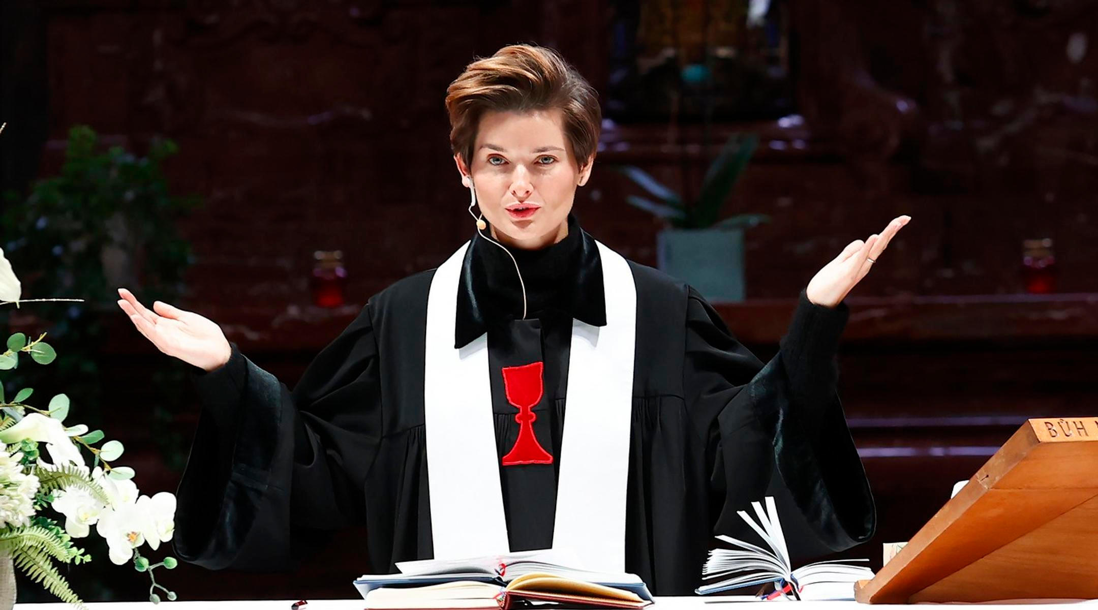 Farářka Martina Viktorie Kopecká je po operaci – Žena.cz