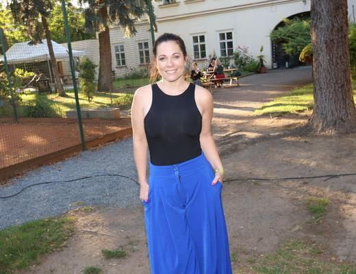 Míša Nosková se u soudu zhroutila. Jednání s expartnerem bylo odloženo ...