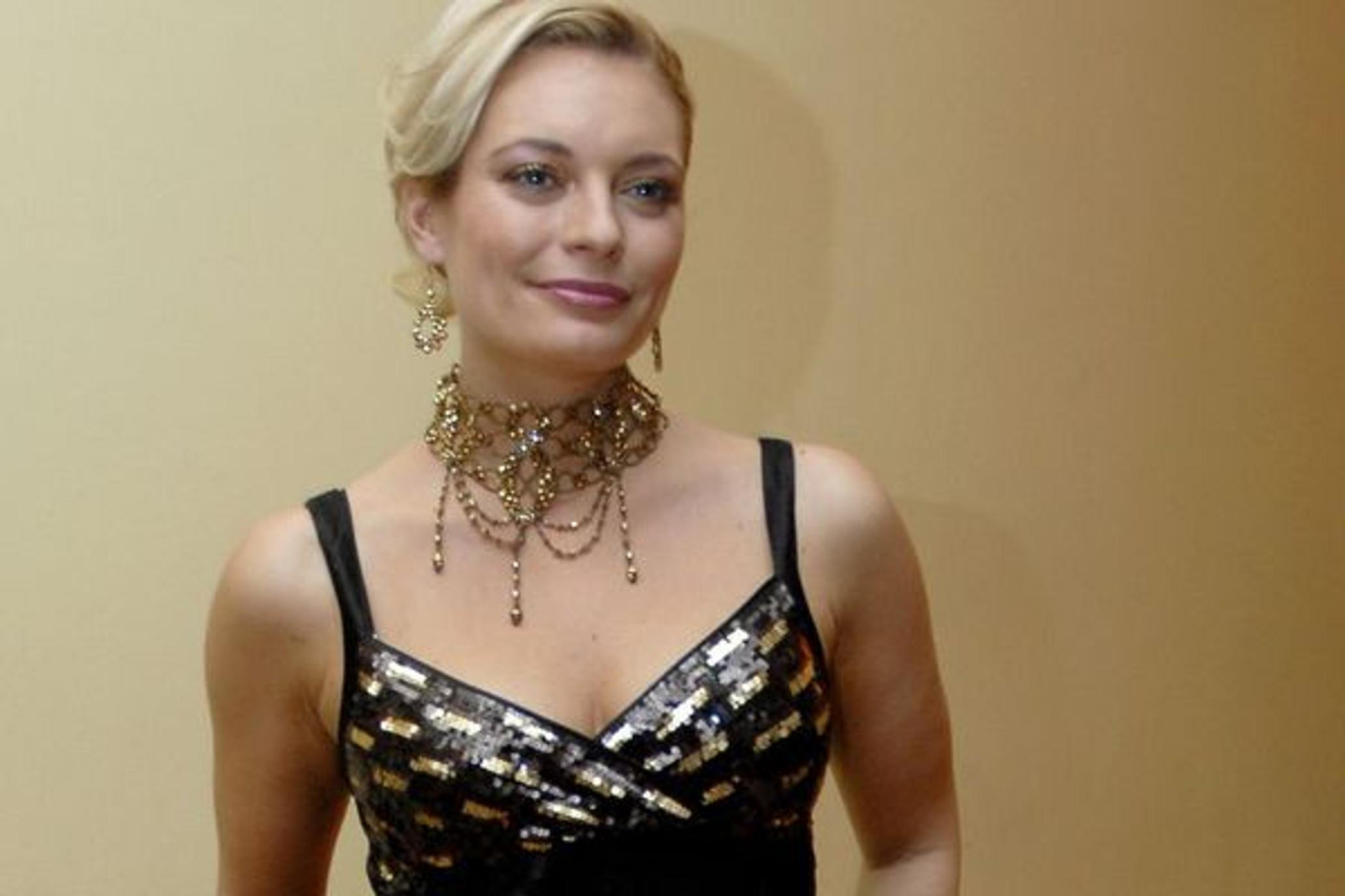 Jak se rodí ikona? Lucie Borhyová a její styl: trefy, přešlapy i tajné triky oblíbené ...