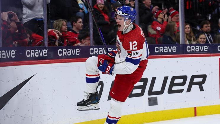 Česká fantazie! Junioři rozhodli drama proti Kanadě v závěru a zahrají ...