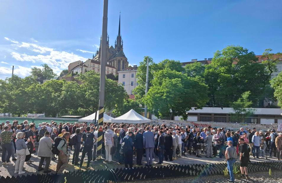 Meeting Brno – Aktuálně.cz